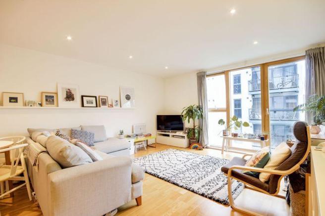 Renovating an old flat was Katie's right move - Moving Stories - Rightmove