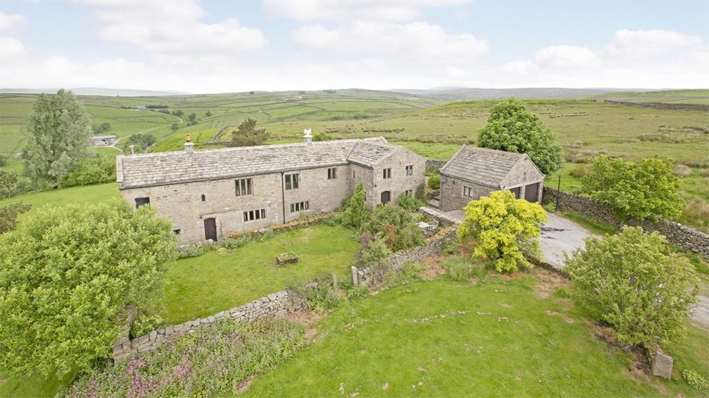 Fancy living in Sir Patrick Stewart’s home? We can 'make it so'!