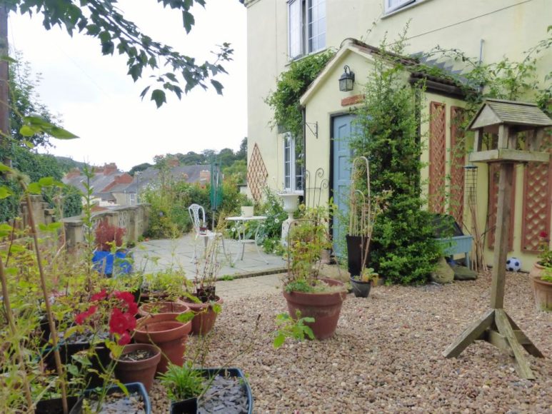 5 Amazing Homes Under £200K