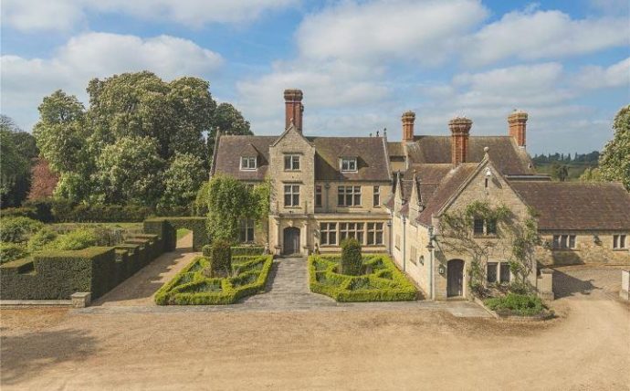 Most Amazing Properties Of 2017