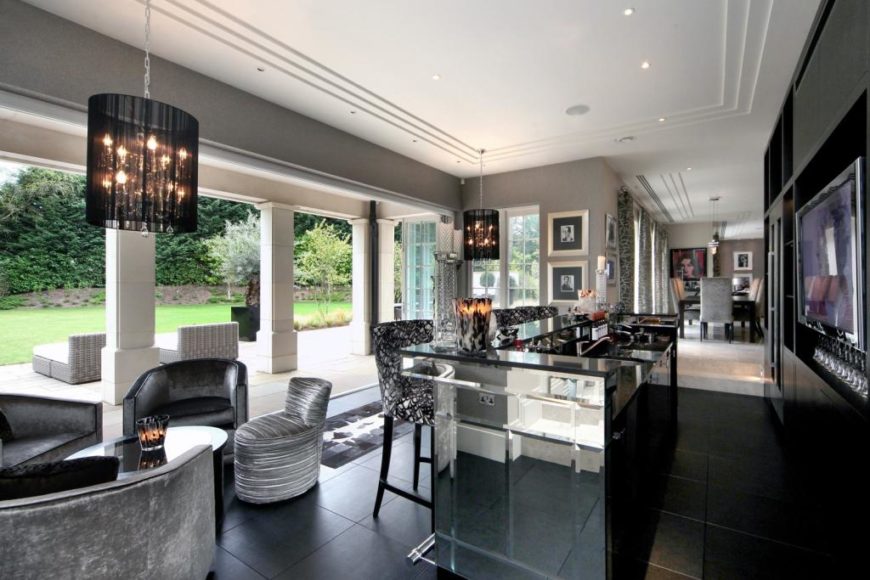 7 Homes For Indulging