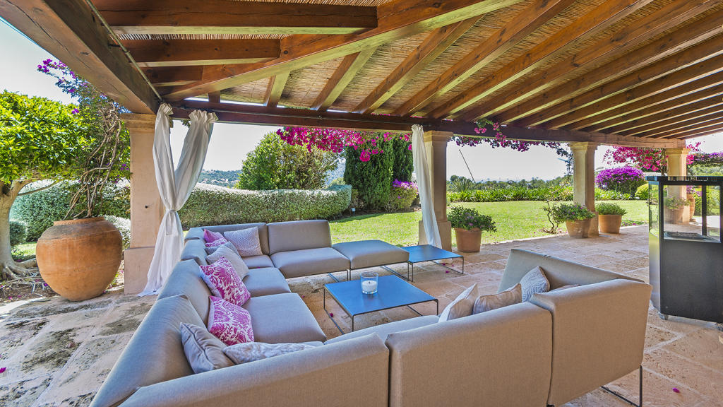 This month's most amazing overseas homes