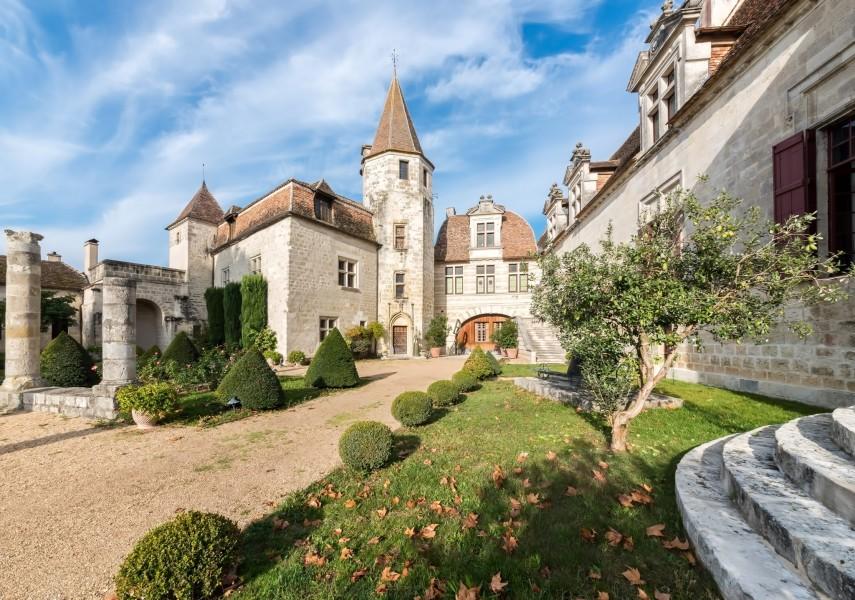 The best overseas homes listed for sale