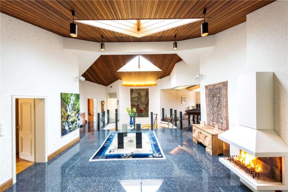 The best overseas homes listed for sale