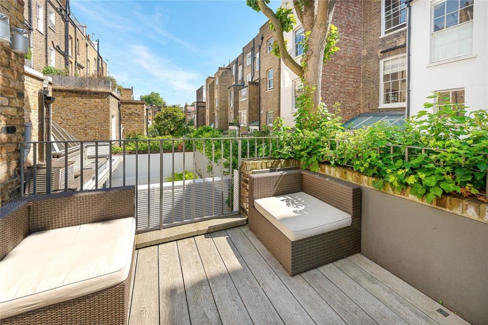 Look around the world famous home of James Bond