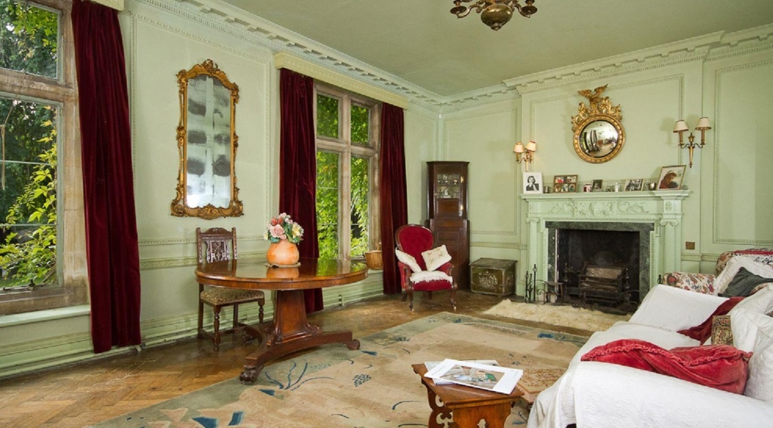 Homeowner talks of Doctor Who renting house