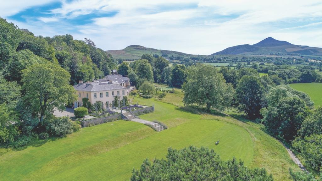 Step inside Chris de Burgh’s Irish mansion