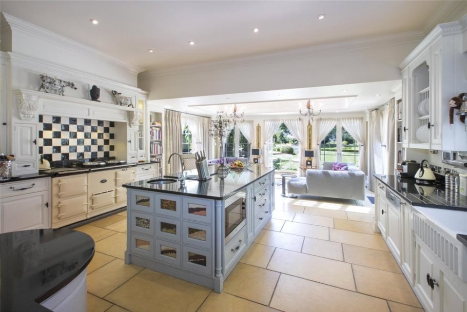 Inside homes perfect for Cricket World Cup