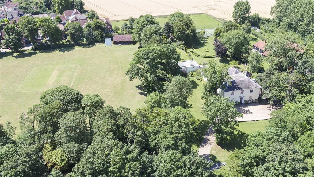 Inside homes perfect for Cricket World Cup