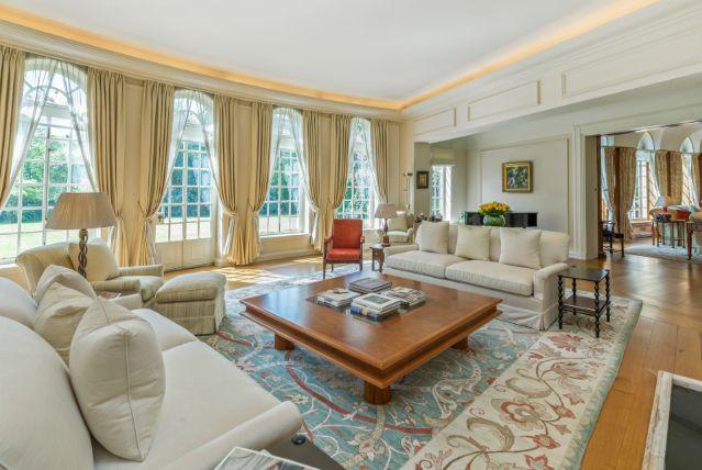 Inside beautiful country manors