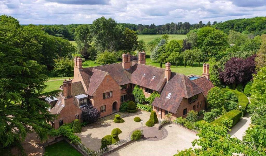 Inside beautiful country manors