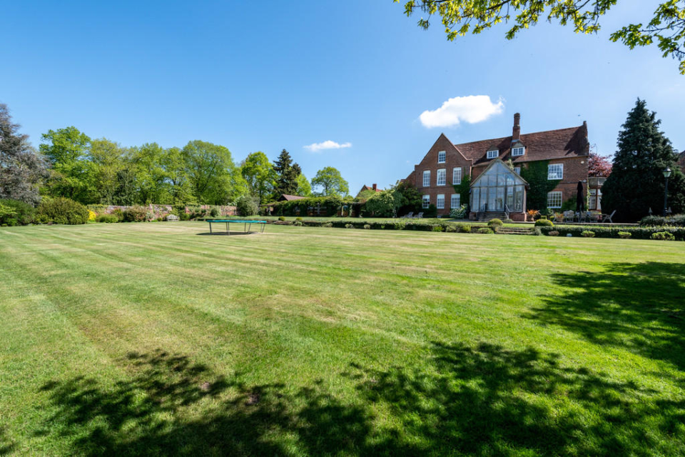 Inside beautiful country manors