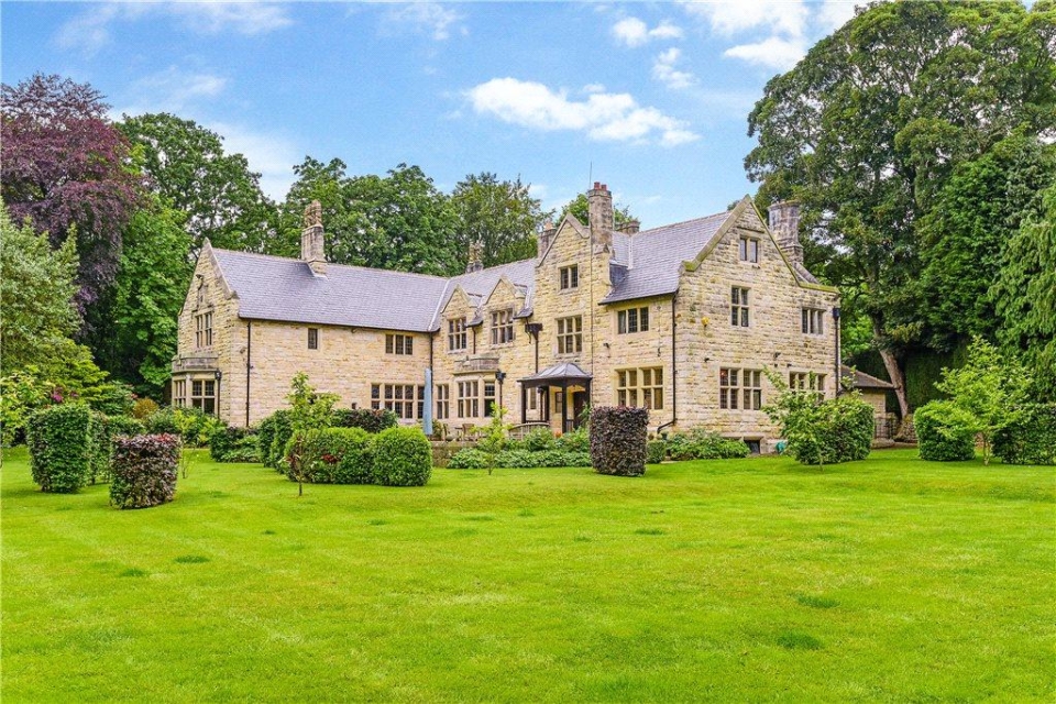 Inside beautiful country manors