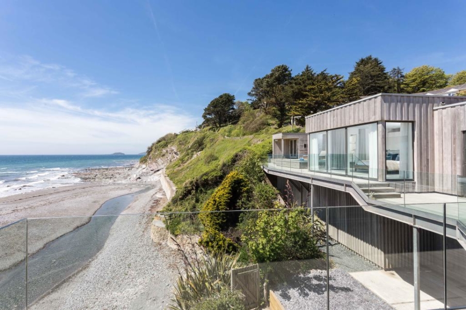Explore five Selling Sunset beach houses