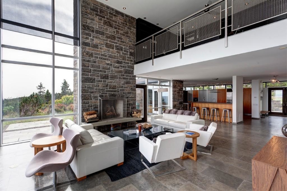 Explore 2020's most viewed overseas homes