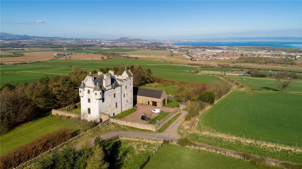 The most amazing castles for sale right now | Property news