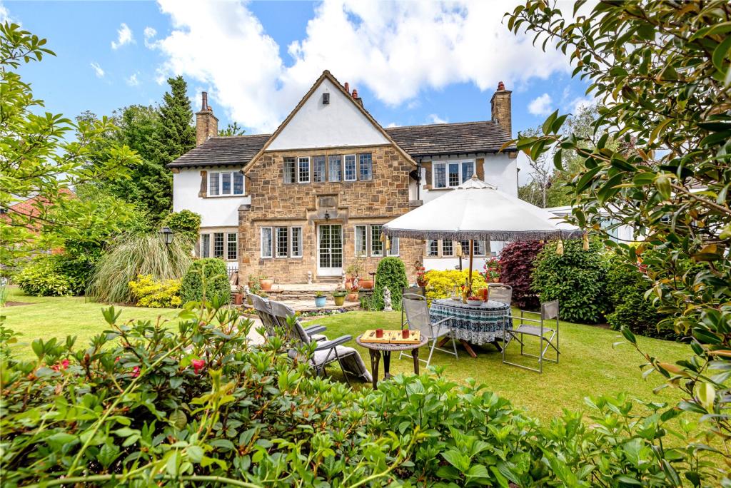6 homes with Spring-ready gardens and outdoor spaces | Property news