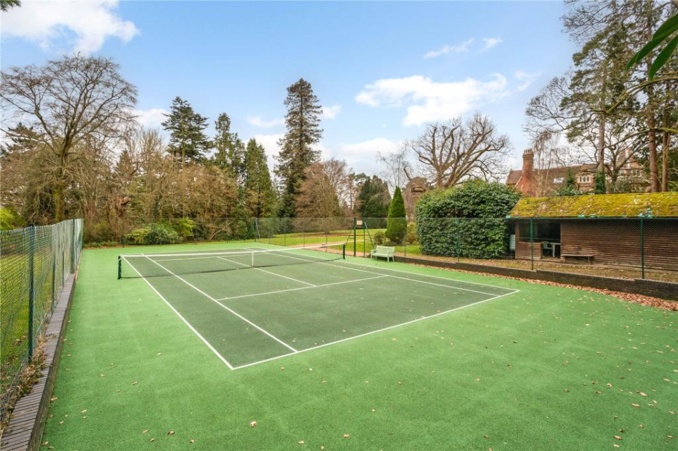 5 ace homes for tennis fans | Property news