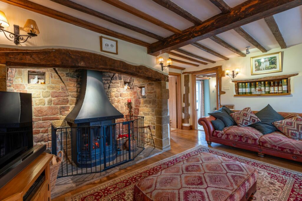 5 Christmassy homes for sale right now | Property news