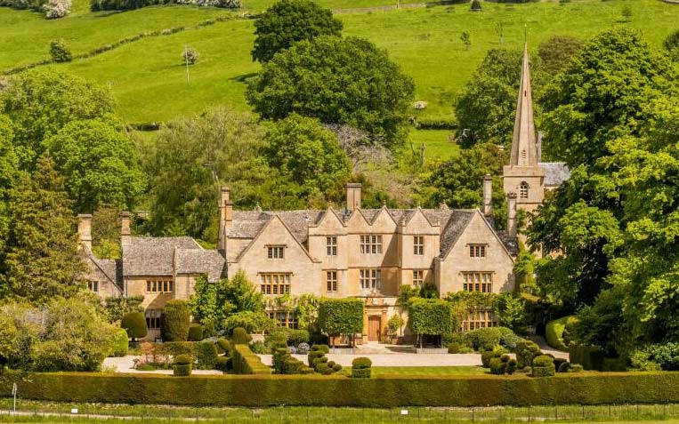 Superstar homes for Taylor Swift as her UK Eras Tour continues ...